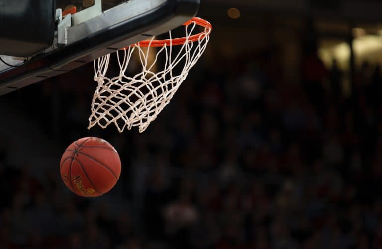 Box Out In Basketball: What Does It Mean? Explained » TheHoop.Blog